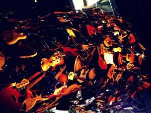 How to Mix Multiple Instruments Together in a Busy Mix : Audio Issues